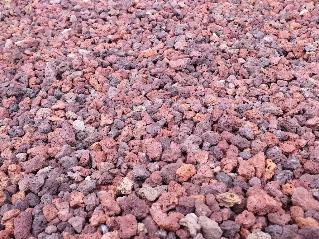 Red Lava Rock Gravel 1cu Bag | Big Earth Supply